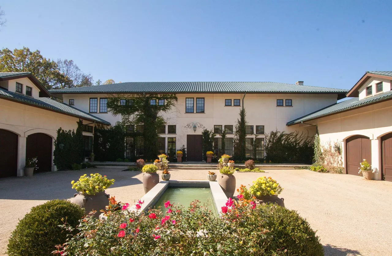 This Italian Villa-Style Mansion in Indian Hill is a Jaw-Dropping $6.9 ...